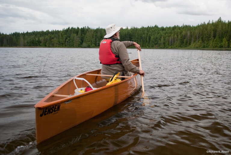 How To Build A Canoe? A Comprehensive How-To Guide - Blue Ocean Gears