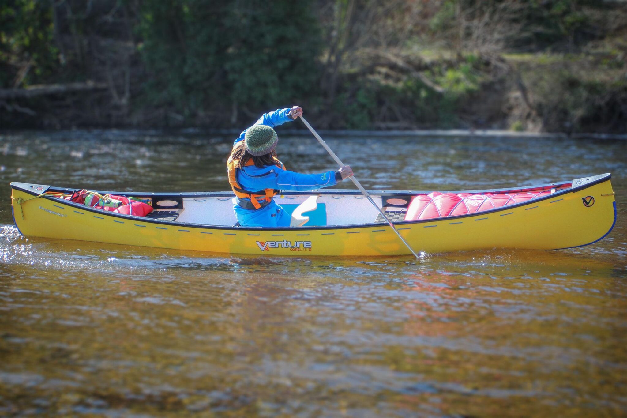 Kneeling vs Sitting: The Best Canoe Position for You - Blue Ocean Gears